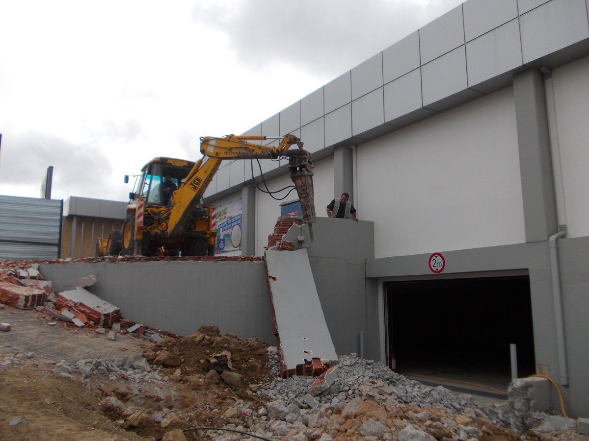 Extension of a Supermarket in Menidi, Athens - Alfakat Construction